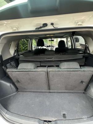 Balts Toyota Verso 2012 Viļņa, ar dzinēja tilpumu 2.00 L un nobraukumu 300 tūkst. km par 4900 €, foto 9 vietnē AUTOMOTO.COM.LV