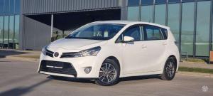 White Toyota Verso 2013 in Siauliai, with an engine capacity of 2.00 L and mileage of 177 thousand km for 5999 €, photo 2 on AUTOMOTO.COM.LV