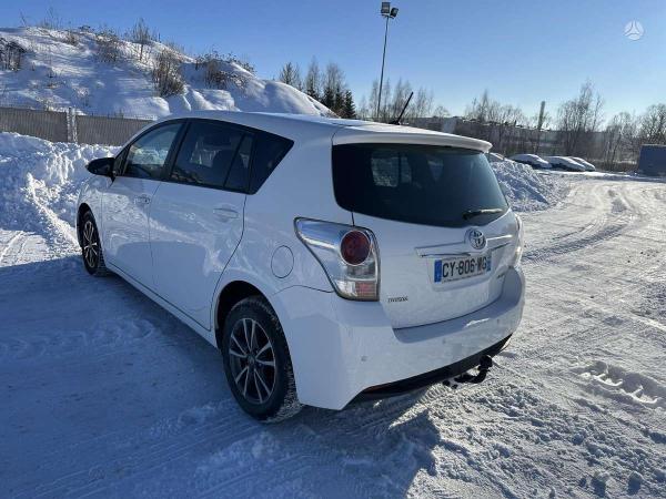 Balts Toyota Verso 2013 Ukmergė, ar dzinēja tilpumu 2.00 L un nobraukumu 243 tūkst. km par 5350 €, foto 6 vietnē AUTOMOTO.COM.LV