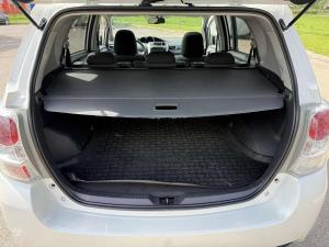 White Toyota Verso 2013 in Ukmerge, with an engine capacity of 2.00 L and mileage of 260 thousand km for 6350 €, photo 14 on AUTOMOTO.COM.LV