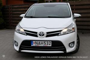 Balts Toyota Verso 2013 Kretinga, ar dzinēja tilpumu 2.00 L un nobraukumu 221 tūkst. km par 5799 €, foto 3 vietnē AUTOMOTO.COM.LV