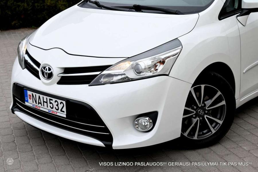 Balts Toyota Verso 2013 Kretinga, ar dzinēja tilpumu 2.00 L un nobraukumu 221 tūkst. km par 5799 €, foto 5 vietnē AUTOMOTO.COM.LV