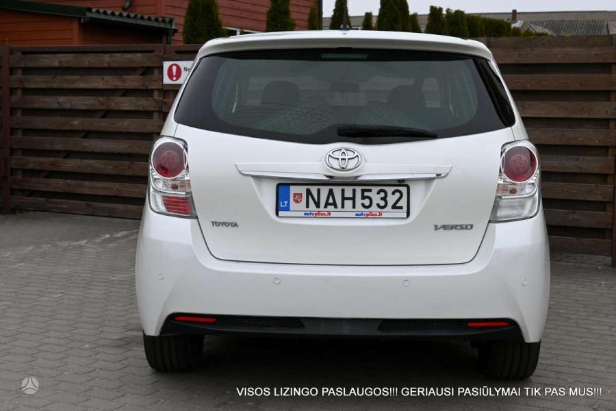 Balts Toyota Verso 2013 Kretinga, ar dzinēja tilpumu 2.00 L un nobraukumu 221 tūkst. km par 5799 €, foto 9 vietnē AUTOMOTO.COM.LV