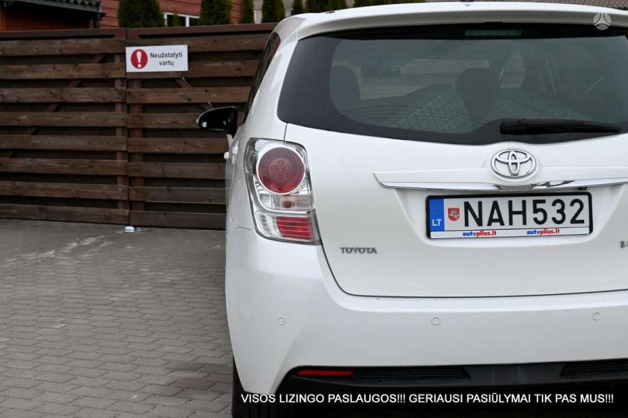 Balts Toyota Verso 2013 Kretinga, ar dzinēja tilpumu 2.00 L un nobraukumu 221 tūkst. km par 5799 €, foto 11 vietnē AUTOMOTO.COM.LV