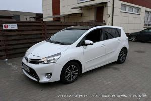 Balts Toyota Verso 2013 Kretinga, ar dzinēja tilpumu 2.00 L un nobraukumu 221 tūkst. km par 5799 €, foto 14 vietnē AUTOMOTO.COM.LV