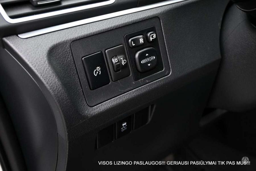 Balts Toyota Verso 2013 Kretinga, ar dzinēja tilpumu 2.00 L un nobraukumu 221 tūkst. km par 5799 €, foto 22 vietnē AUTOMOTO.COM.LV