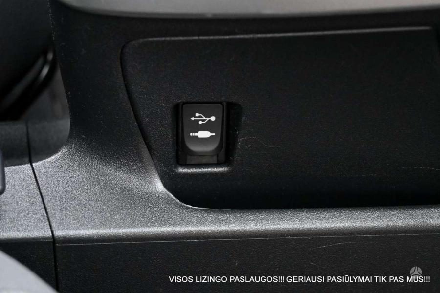 Balts Toyota Verso 2013 Kretinga, ar dzinēja tilpumu 2.00 L un nobraukumu 221 tūkst. km par 5799 €, foto 26 vietnē AUTOMOTO.COM.LV