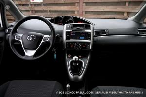 Balts Toyota Verso 2013 Kretinga, ar dzinēja tilpumu 2.00 L un nobraukumu 221 tūkst. km par 5799 €, foto 30 vietnē AUTOMOTO.COM.LV