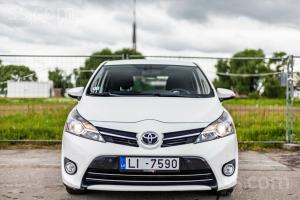 Balts Toyota Verso 2014 Rīga, ar dzinēja tilpumu 1.60 L un nobraukumu 201 tūkst. km par 3250 €, foto 3 vietnē AUTOMOTO.COM.LV