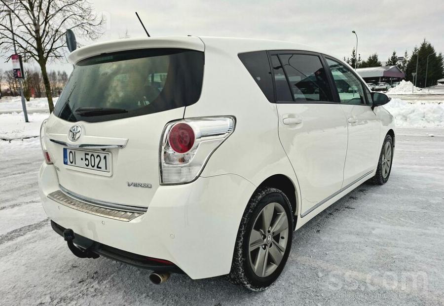 Balts Toyota Verso 2014 Rīga, ar dzinēja tilpumu 1.60 L un nobraukumu 188 tūkst. km par 6700 €, foto 6 vietnē AUTOMOTO.COM.LV