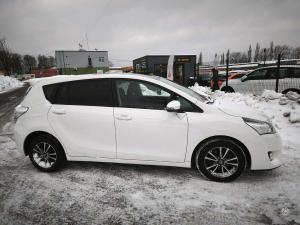 Balts Toyota Verso 2014 Klaipėda, ar dzinēja tilpumu 2.00 L un nobraukumu 230 tūkst. km par 6490 €, foto 11 vietnē AUTOMOTO.COM.LV