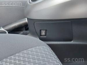 Balts Toyota Verso 2014 Ogre, ar dzinēja tilpumu 1.60 L un nobraukumu 180 tūkst. km par 6500 €, foto 19 vietnē AUTOMOTO.COM.LV