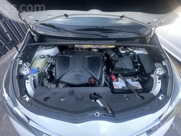 Balts Toyota Verso 2014 Jelgava, ar dzinēja tilpumu 1.60 L un nobraukumu 225 tūkst. km par 4490 €, foto 10 vietnē AUTOMOTO.COM.LV