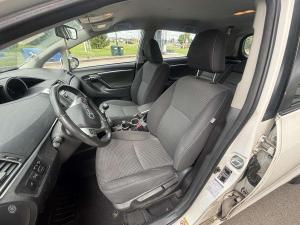 Balts Toyota Verso 2014 Tauragė, ar dzinēja tilpumu 1.60 L un nobraukumu 230 tūkst. km par 3900 €, foto 14 vietnē AUTOMOTO.COM.LV