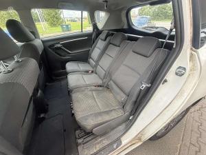 Balts Toyota Verso 2014 Tauragė, ar dzinēja tilpumu 1.60 L un nobraukumu 230 tūkst. km par 3900 €, foto 15 vietnē AUTOMOTO.COM.LV