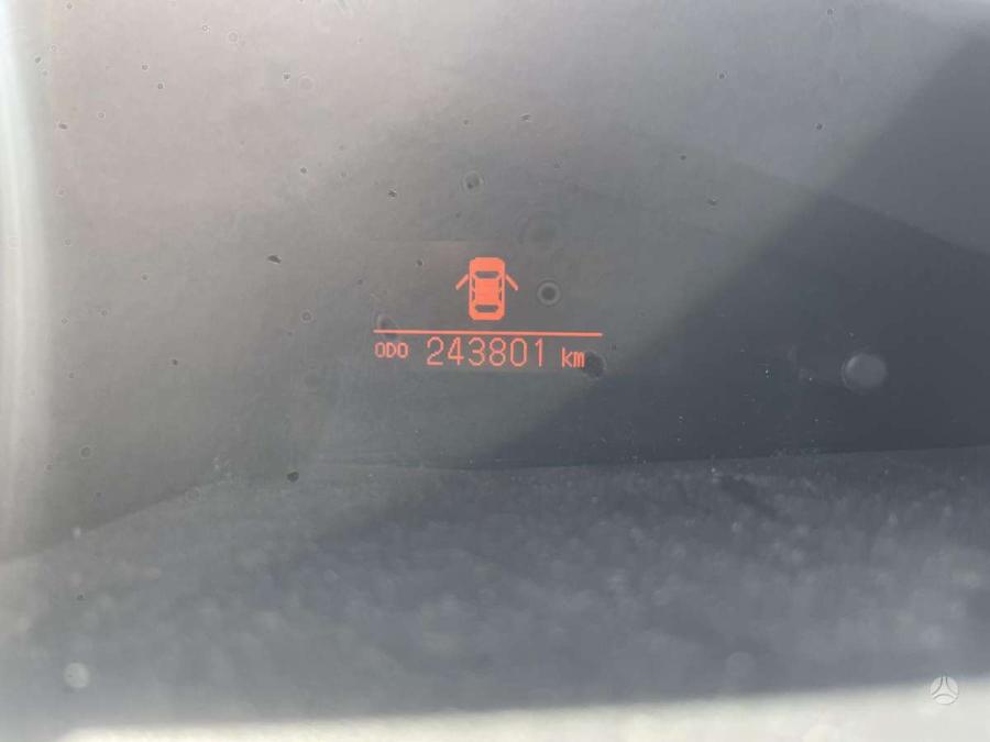 Белый Тойота Версо 2015 в Таураге, объемом двигателя 1.60 л и пробегом 243 тыс. км за 2900 €, фото 12 на AUTOMOTO.COM.LV