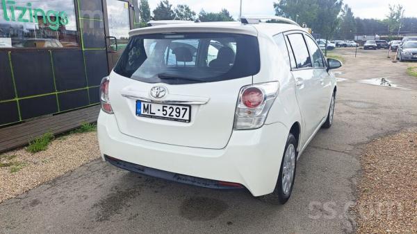 White Toyota Verso 2016 in Riga, with an engine capacity of 1.60 L and mileage of 185 thousand km for 4950 €, photo 2 on AUTOMOTO.COM.LV
