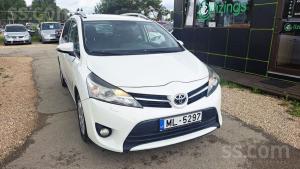 Balts Toyota Verso 2016 Rīga, ar dzinēja tilpumu 1.60 L un nobraukumu 185 tūkst. km par 4950 €, foto 4 vietnē AUTOMOTO.COM.LV