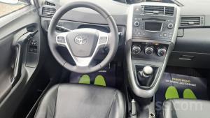 Balts Toyota Verso 2016 Rīga, ar dzinēja tilpumu 1.60 L un nobraukumu 185 tūkst. km par 4950 €, foto 10 vietnē AUTOMOTO.COM.LV