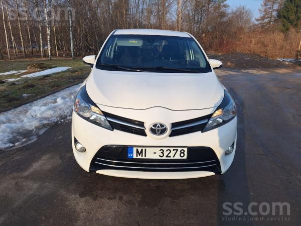 Balts Toyota Verso 2016 Rīga, ar dzinēja tilpumu 1.60 L un nobraukumu 284 tūkst. km par 5850 €, foto 7 vietnē AUTOMOTO.COM.LV