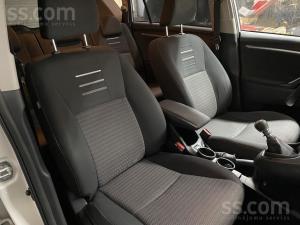 White Toyota Verso 2016 in Riga, with an engine capacity of 1.60 L and mileage of 175 thousand km for 7270 €, photo 13 on AUTOMOTO.COM.LV