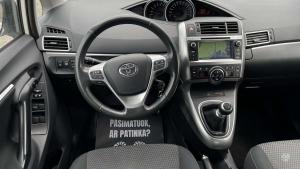 Balts Toyota Verso 2016 Marijampole, ar dzinēja tilpumu 1.60 L un nobraukumu 279 tūkst. km par 6490 €, foto 3 vietnē AUTOMOTO.COM.LV