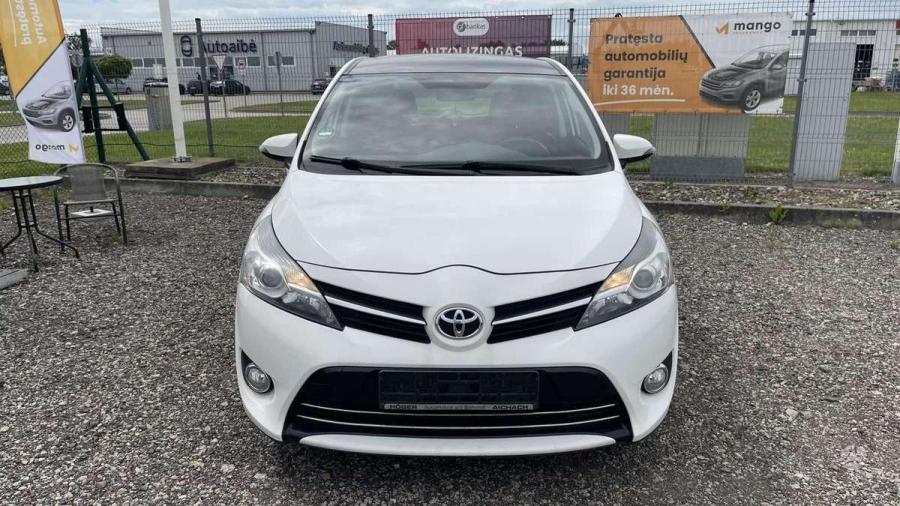 Balts Toyota Verso 2016 Marijampole, ar dzinēja tilpumu 1.60 L un nobraukumu 279 tūkst. km par 6490 €, foto 8 vietnē AUTOMOTO.COM.LV