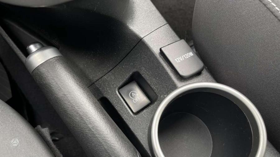 Balts Toyota Verso 2016 Marijampole, ar dzinēja tilpumu 1.60 L un nobraukumu 279 tūkst. km par 6490 €, foto 16 vietnē AUTOMOTO.COM.LV