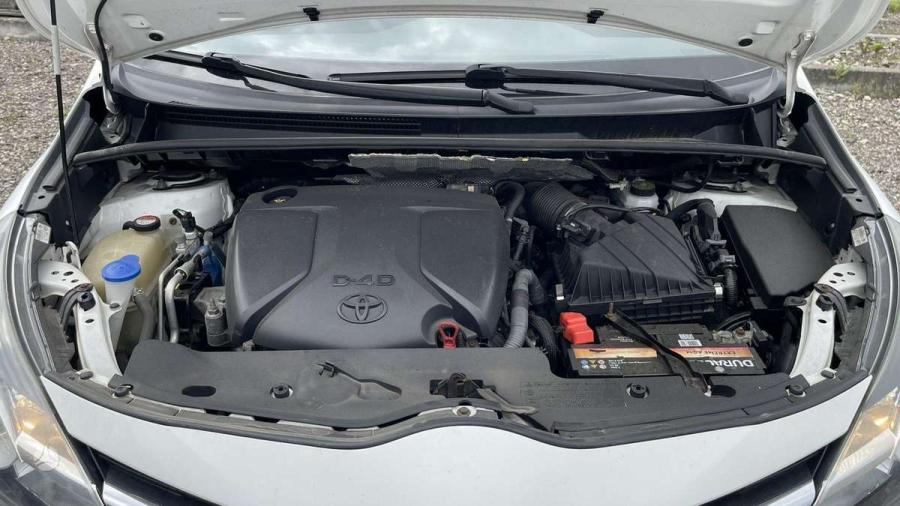 Balts Toyota Verso 2016 Marijampole, ar dzinēja tilpumu 1.60 L un nobraukumu 279 tūkst. km par 6490 €, foto 35 vietnē AUTOMOTO.COM.LV