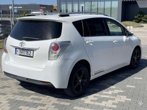 Balts Toyota Verso 2017 Šauļi, ar dzinēja tilpumu 1.60 L un nobraukumu 149 tūkst. km par 4600 €, foto 5 vietnē AUTOMOTO.COM.LV