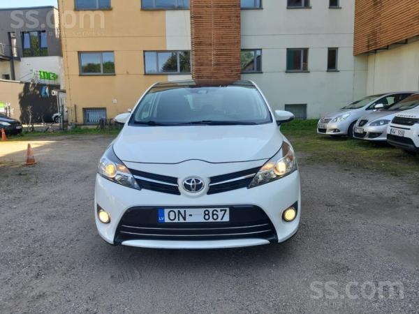 Balts Toyota Verso 2017 Daugavpils, ar dzinēja tilpumu 1.60 L un nobraukumu 0 tūkst. km par 6350 €, foto 2 vietnē AUTOMOTO.COM.LV