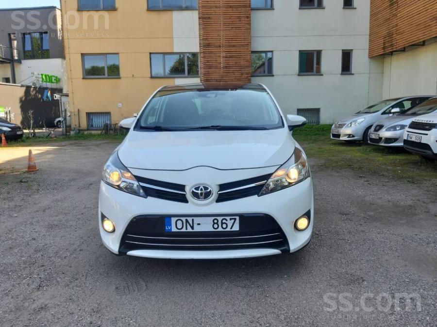 Balts Toyota Verso 2017 Daugavpils, ar dzinēja tilpumu 1.60 L un nobraukumu 0 tūkst. km par 6350 €, foto 3 vietnē AUTOMOTO.COM.LV