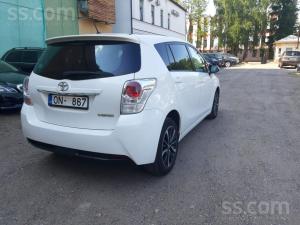 Balts Toyota Verso 2017 Daugavpils, ar dzinēja tilpumu 1.60 L un nobraukumu 0 tūkst. km par 6350 €, foto 8 vietnē AUTOMOTO.COM.LV