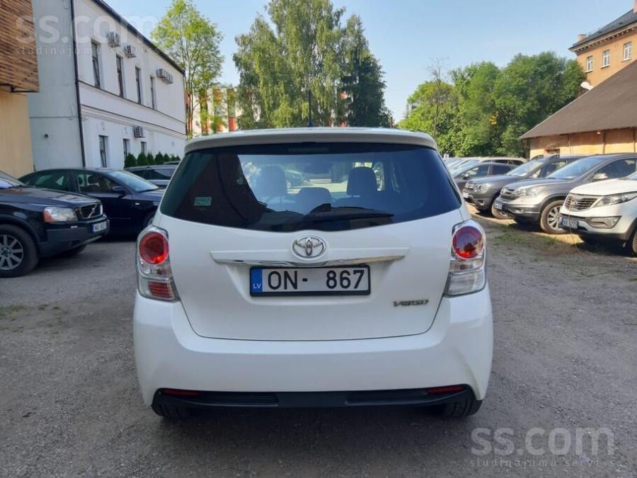 Balts Toyota Verso 2017 Daugavpils, ar dzinēja tilpumu 1.60 L un nobraukumu 0 tūkst. km par 6350 €, foto 9 vietnē AUTOMOTO.COM.LV