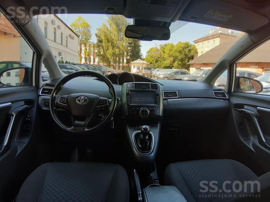 Balts Toyota Verso 2017 Daugavpils, ar dzinēja tilpumu 1.60 L un nobraukumu 0 tūkst. km par 6350 €, foto 27 vietnē AUTOMOTO.COM.LV