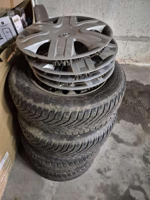 Balts Toyota Verso 2013 Viļņa, ar dzinēja tilpumu 0.00 L un nobraukumu 289 tūkst. km par 5300 €, foto 22 vietnē AUTOMOTO.COM.LV