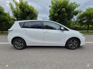Balts Toyota Verso 2013 Viļņa, ar dzinēja tilpumu 2.00 L un nobraukumu 289 tūkst. km par 4800 €, foto 7 vietnē AUTOMOTO.COM.LV