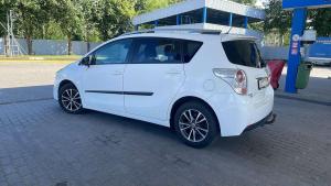 Balts Toyota Verso 2014 Marijampole, ar dzinēja tilpumu 1.60 L un nobraukumu 250 tūkst. km par 4699 €, foto 9 vietnē AUTOMOTO.COM.LV