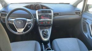 Balts Toyota Verso 2014 Marijampole, ar dzinēja tilpumu 1.60 L un nobraukumu 250 tūkst. km par 4699 €, foto 13 vietnē AUTOMOTO.COM.LV