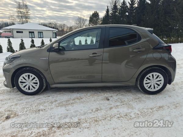 Smilšu krāsa Toyota Yaris 2021 Tallina, ar dzinēja tilpumu 1.50 L un nobraukumu 138 tūkst. km par 14900 €, foto 7 vietnē AUTOMOTO.COM.LV