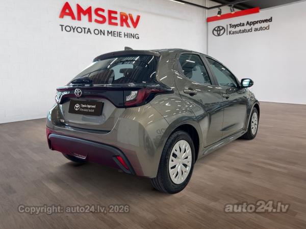 Beige Toyota Yaris 2022 in Parnu, with an engine capacity of 1.50 L and mileage of 41 thousand km for 16290 €, photo 2 on AUTOMOTO.COM.LV