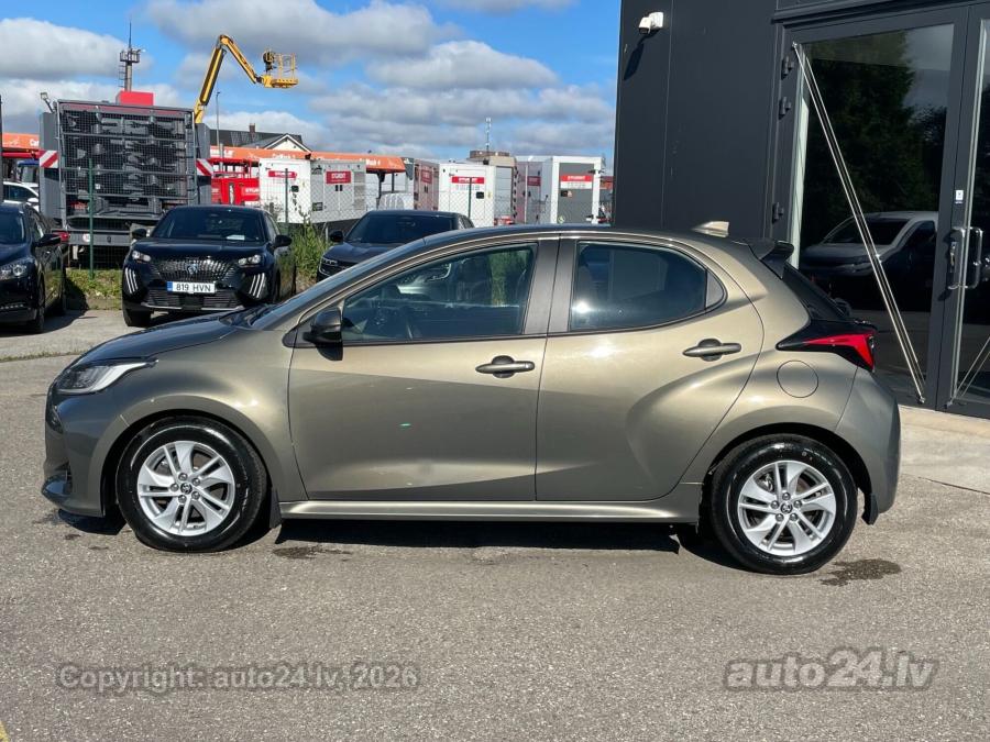 Smilšu krāsa Toyota Yaris 2023 Tartu, ar dzinēja tilpumu 1.50 L un nobraukumu 112 tūkst. km par 14990 €, foto 6 vietnē AUTOMOTO.COM.LV