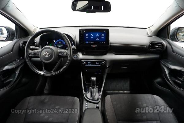 Smilšu krāsa Toyota Yaris 2024 Tartu, ar dzinēja tilpumu 1.50 L un nobraukumu 25 tūkst. km par 21490 €, foto 8 vietnē AUTOMOTO.COM.LV