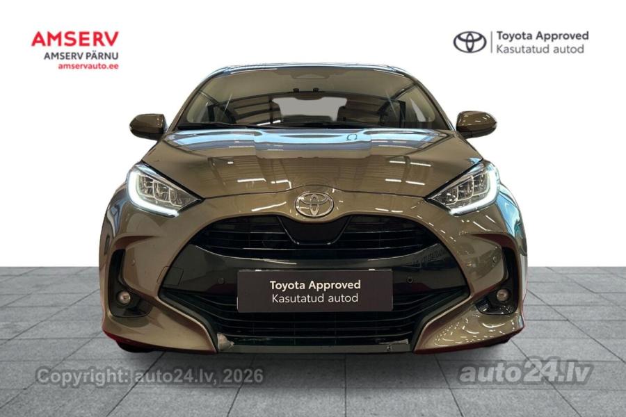 Smilšu krāsa Toyota Yaris 2024 Pērnava, ar dzinēja tilpumu 1.50 L un nobraukumu 25 tūkst. km par 21490 €, foto 5 vietnē AUTOMOTO.COM.LV