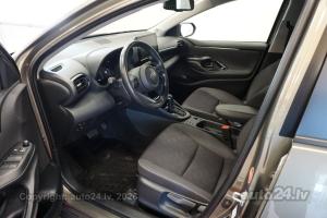 Smilšu krāsa Toyota Yaris 2024 Tartu, ar dzinēja tilpumu 1.50 L un nobraukumu 25 tūkst. km par 21490 €, foto 4 vietnē AUTOMOTO.COM.LV