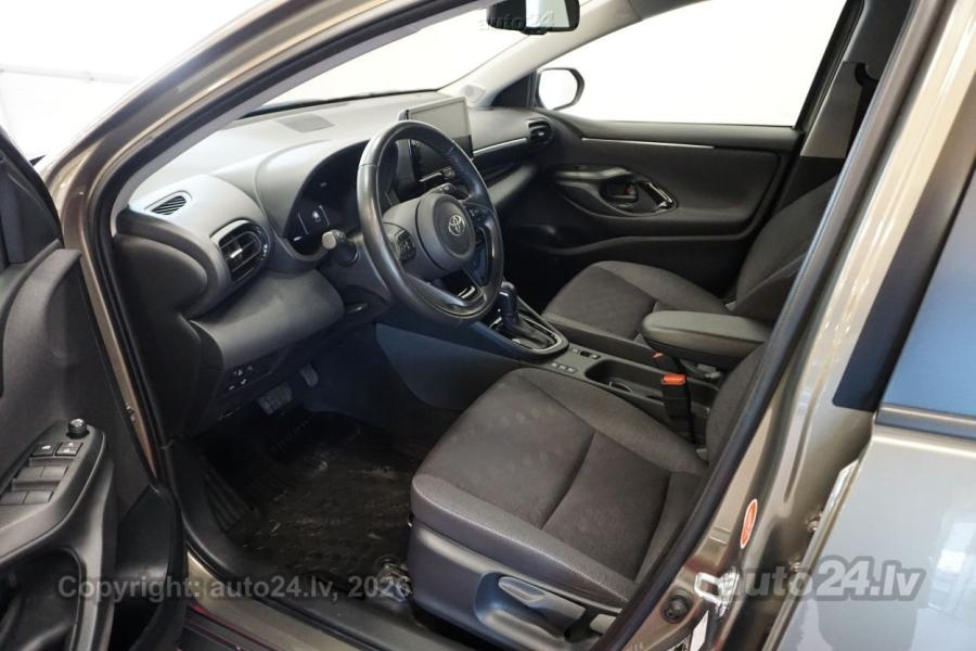 Smilšu krāsa Toyota Yaris 2024 Tartu, ar dzinēja tilpumu 1.50 L un nobraukumu 25 tūkst. km par 21490 €, foto 4 vietnē AUTOMOTO.COM.LV