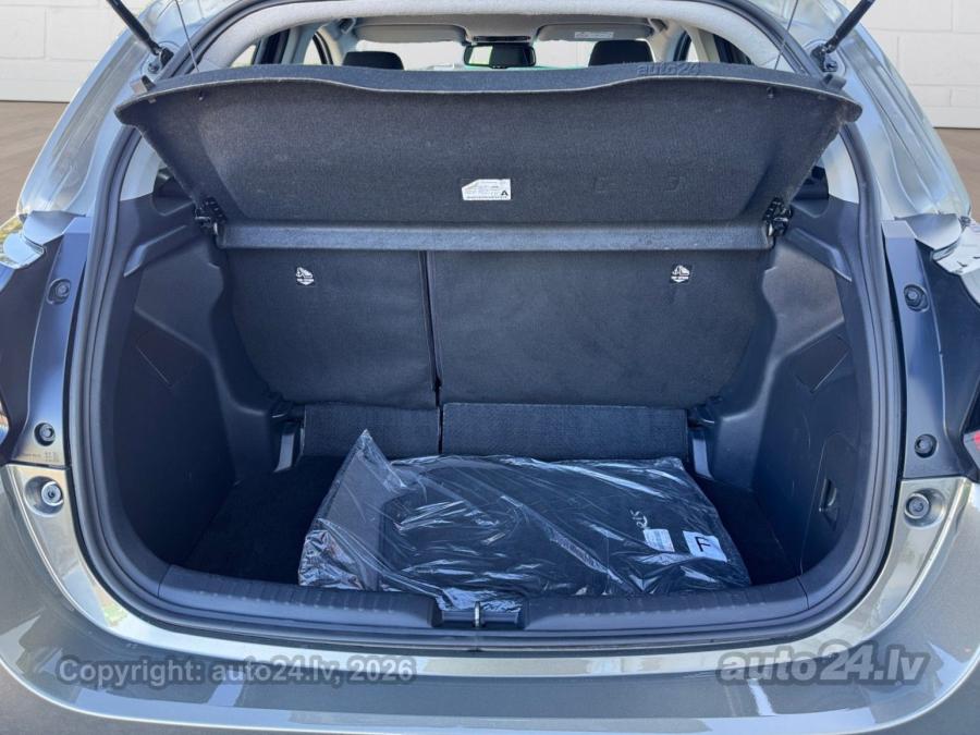 Beige Toyota Yaris 2024 in Paide, with an engine capacity of 1.50 L and mileage of 31 thousand km for 21490 €, photo 11 on AUTOMOTO.COM.LV