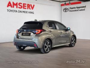 Бежевый Тойота Ярис 2024 в Таллин, объемом двигателя 1.50 л и пробегом 35 тыс. км за 21490 €, фото 3 на AUTOMOTO.COM.LV