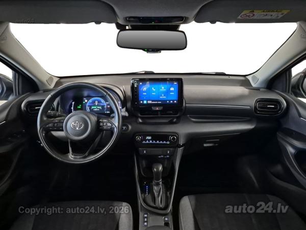 Smilšu krāsa Toyota Yaris 2024 Tallina, ar dzinēja tilpumu 1.50 L un nobraukumu 35 tūkst. km par 21490 €, foto 9 vietnē AUTOMOTO.COM.LV