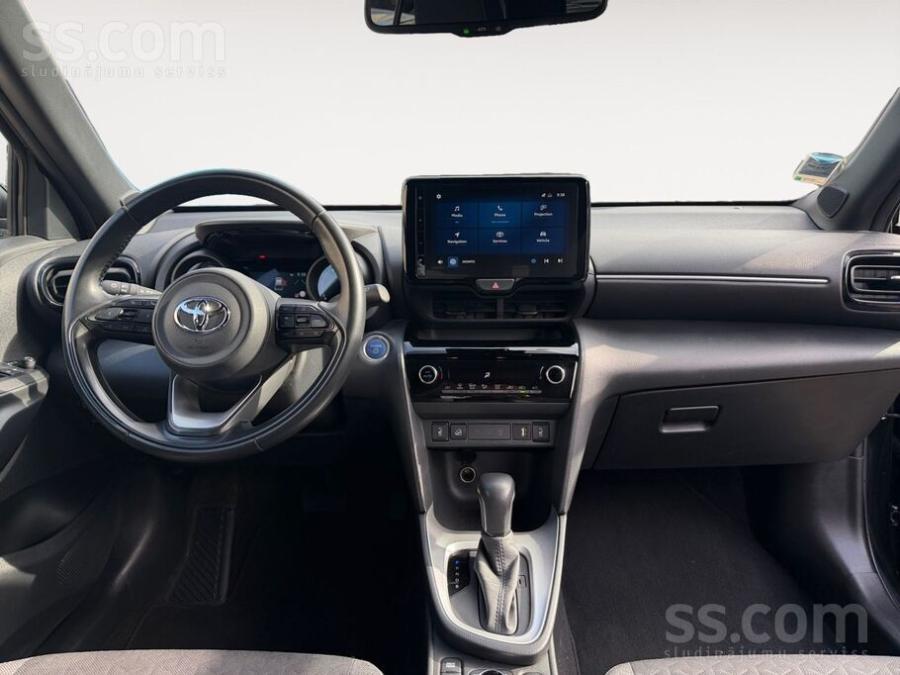 Melns Toyota Yaris 2022 Rīga, ar dzinēja tilpumu 1.50 L un nobraukumu 105 tūkst. km par 21700 €, foto 9 vietnē AUTOMOTO.COM.LV